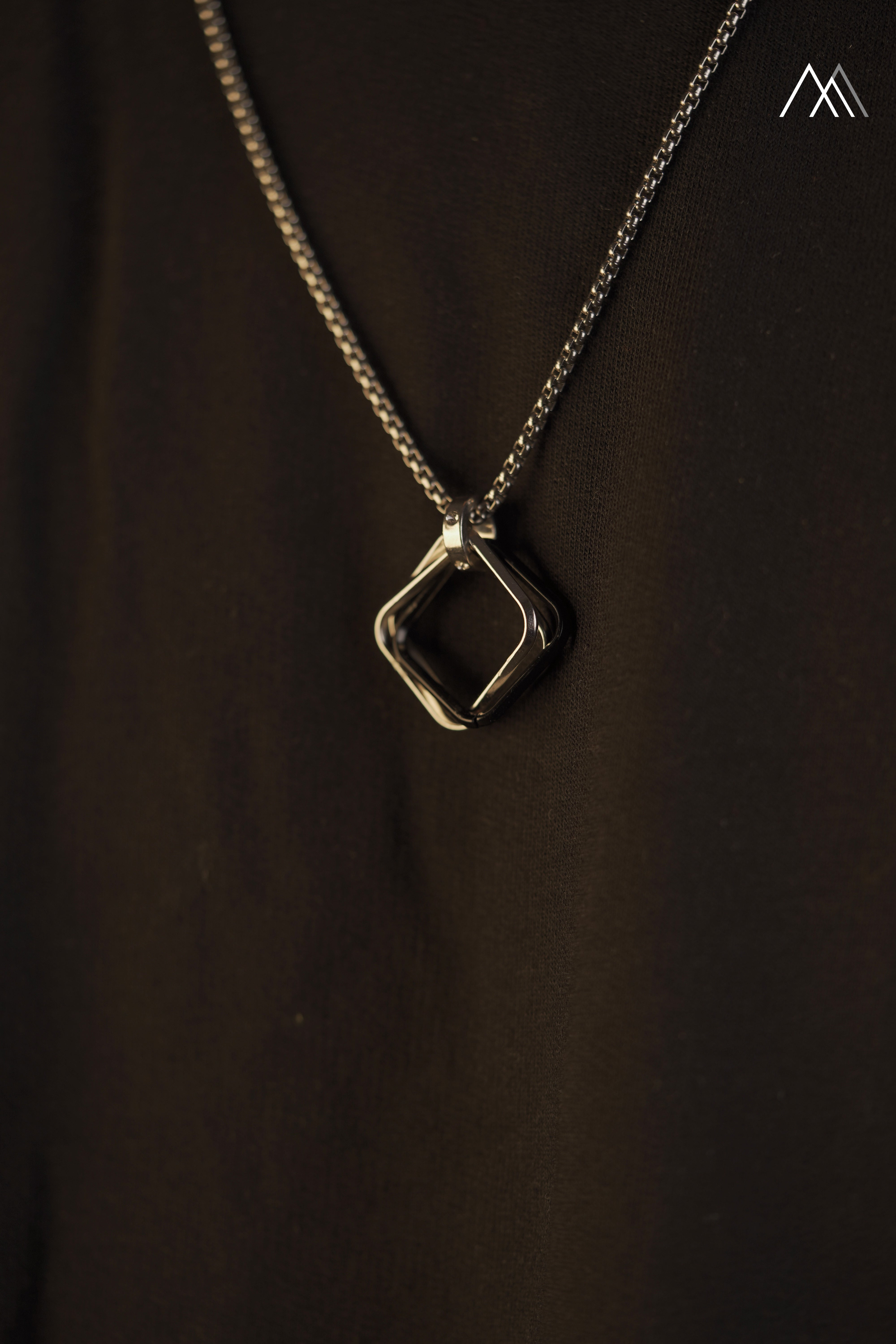 Minimal Square Pendant – MutedMode